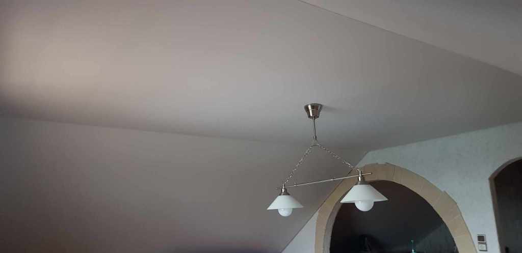 Confection d'une trape de visite sous toiture tendue à Guenviller ...